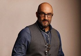 Manuel G. Cordero ficha por Adglow